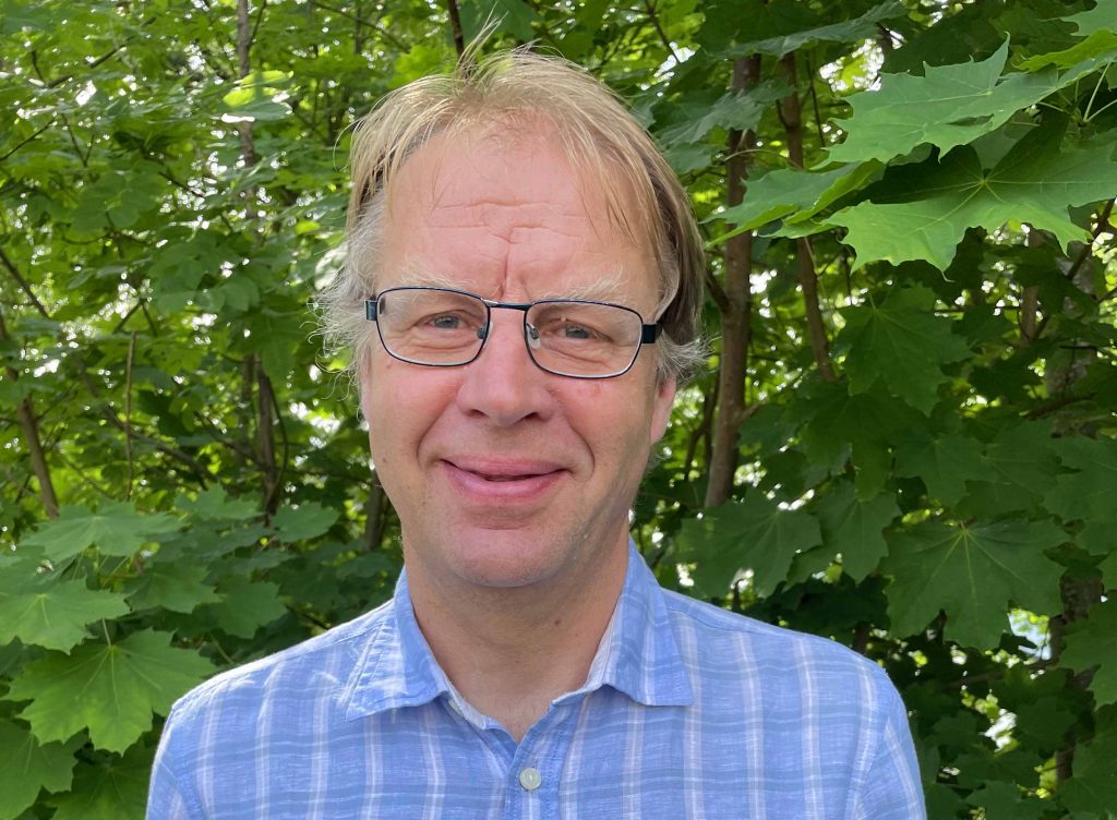 Helgesen, Tom Ole (*1958) | Drammen Byleksikon